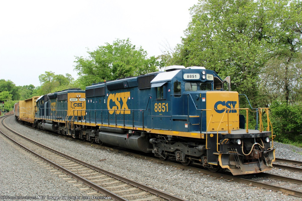 CSX 8851